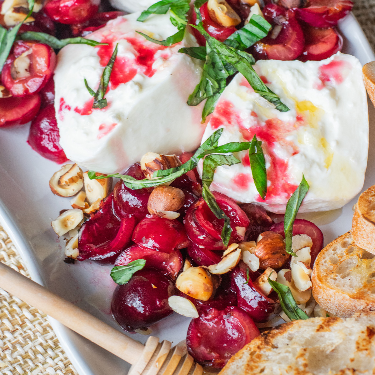 Burrata Appetizer with Roasted Cherries – Sweet, Savory & Stunning ...